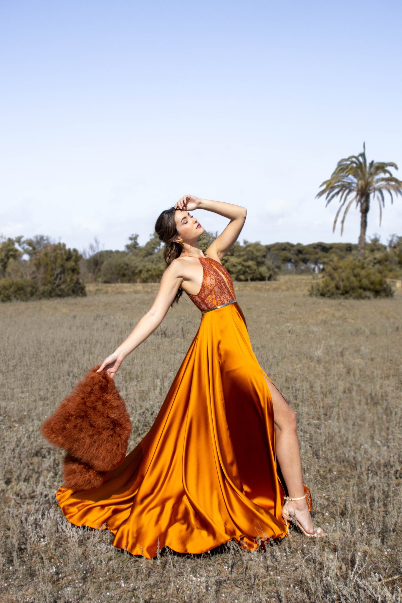 Vestido DYLAN COBRE - Mabel Galindo